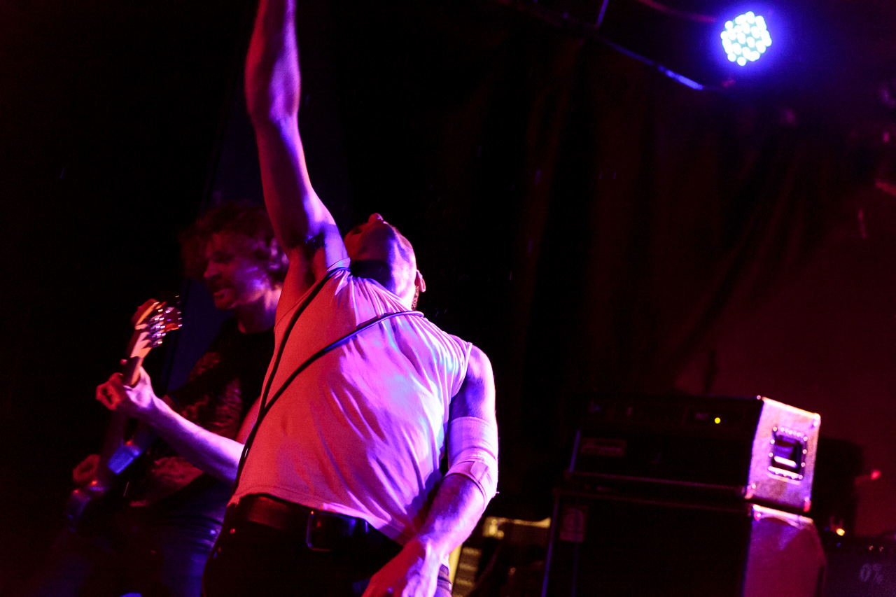 Photos: Metz, Retox at the Echo – buzzbands.la